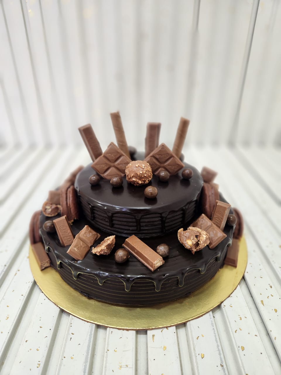 Chocolate Loaded Cake – Cake O’Clock